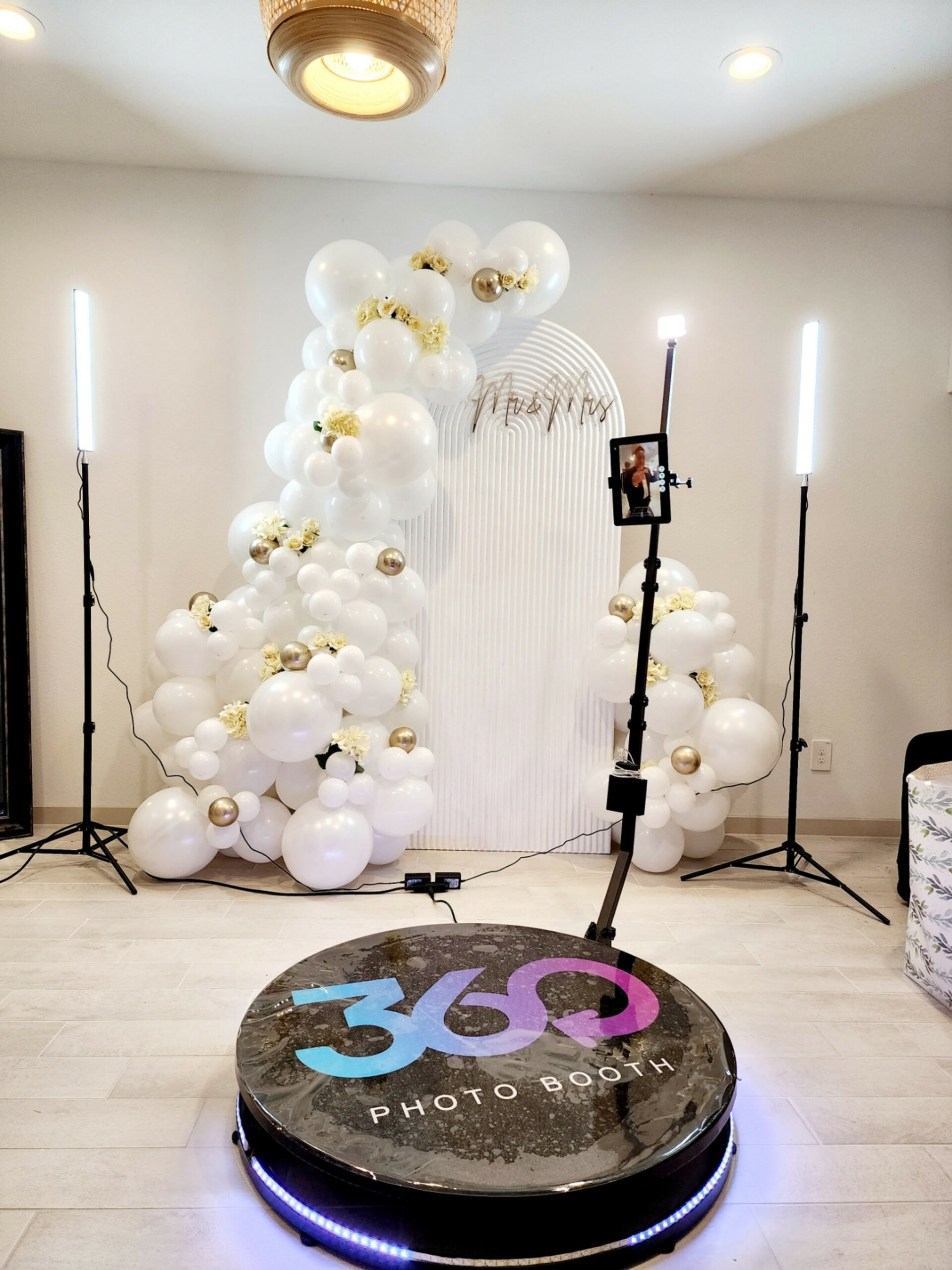 Rent a 360° Photo Booth for Your Unforgettable Events